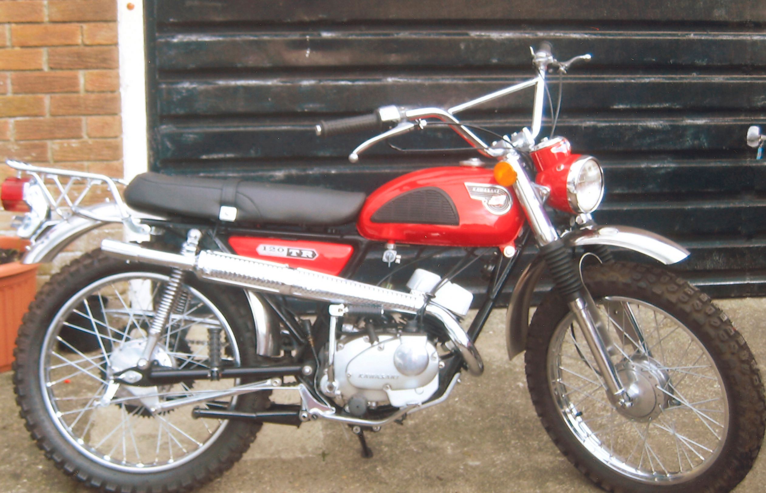 Bonhams Cars : 1967 Kawasaki 120cc C2 Frame no. C2-3103391 Engine no ...