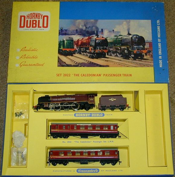 Bonhams : Hornby Dublo Set 2022 The Caledonian