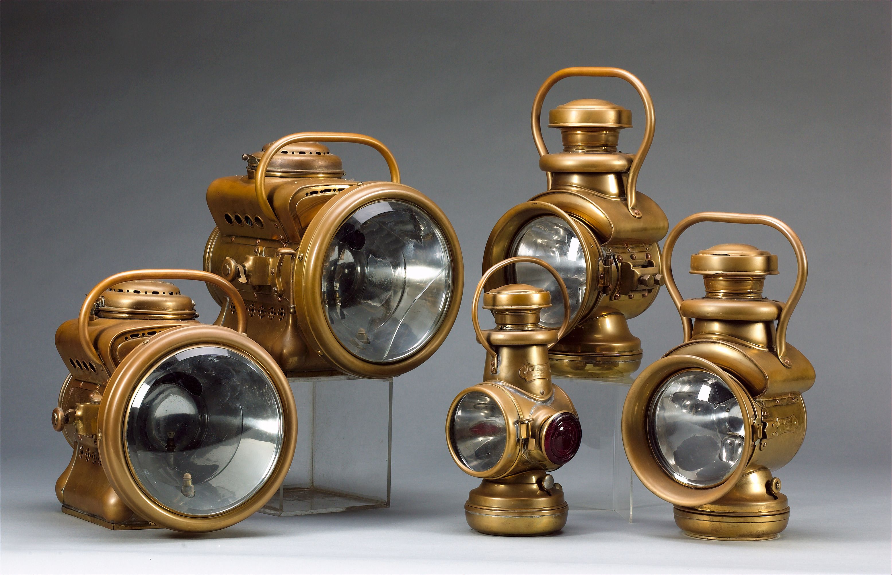 1897 Panhard-Levassor 6hp Single Phaeton Engine no. 1066 - auctions ...