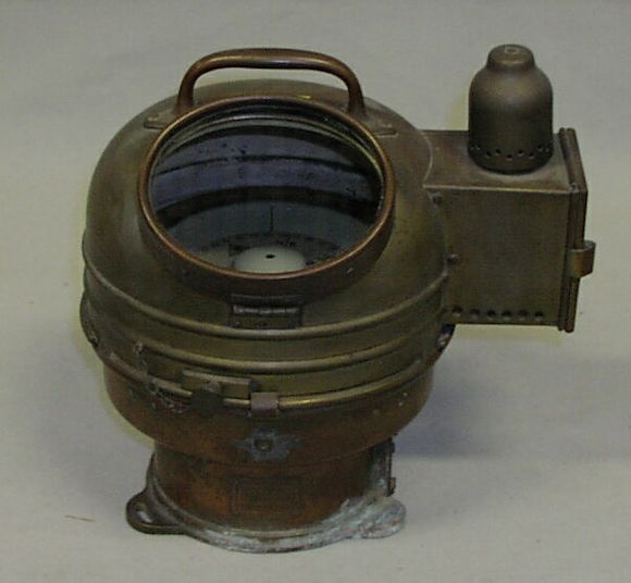 Bonhams : A Small Boat Binnacle and Compass 28x25x20cm(11x10x8in)