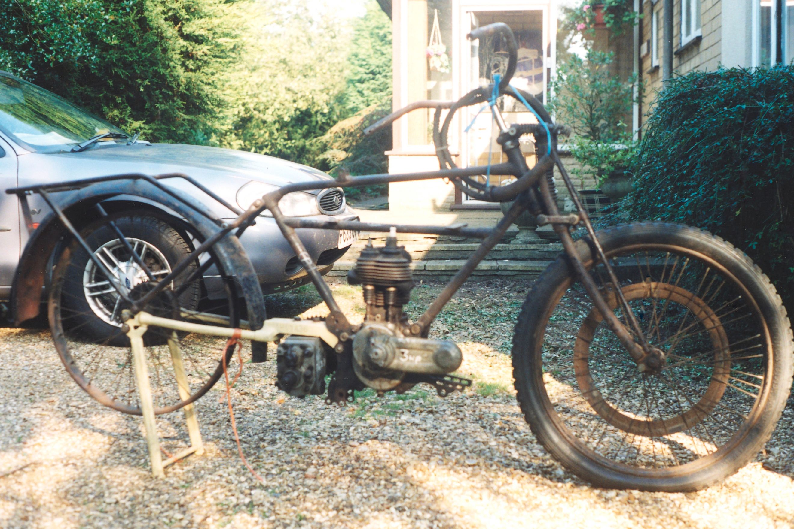 Bonhams Cars : c.1925 Raleigh 347cc 2 3/4hp Frame no. 11144 Engine no. tba