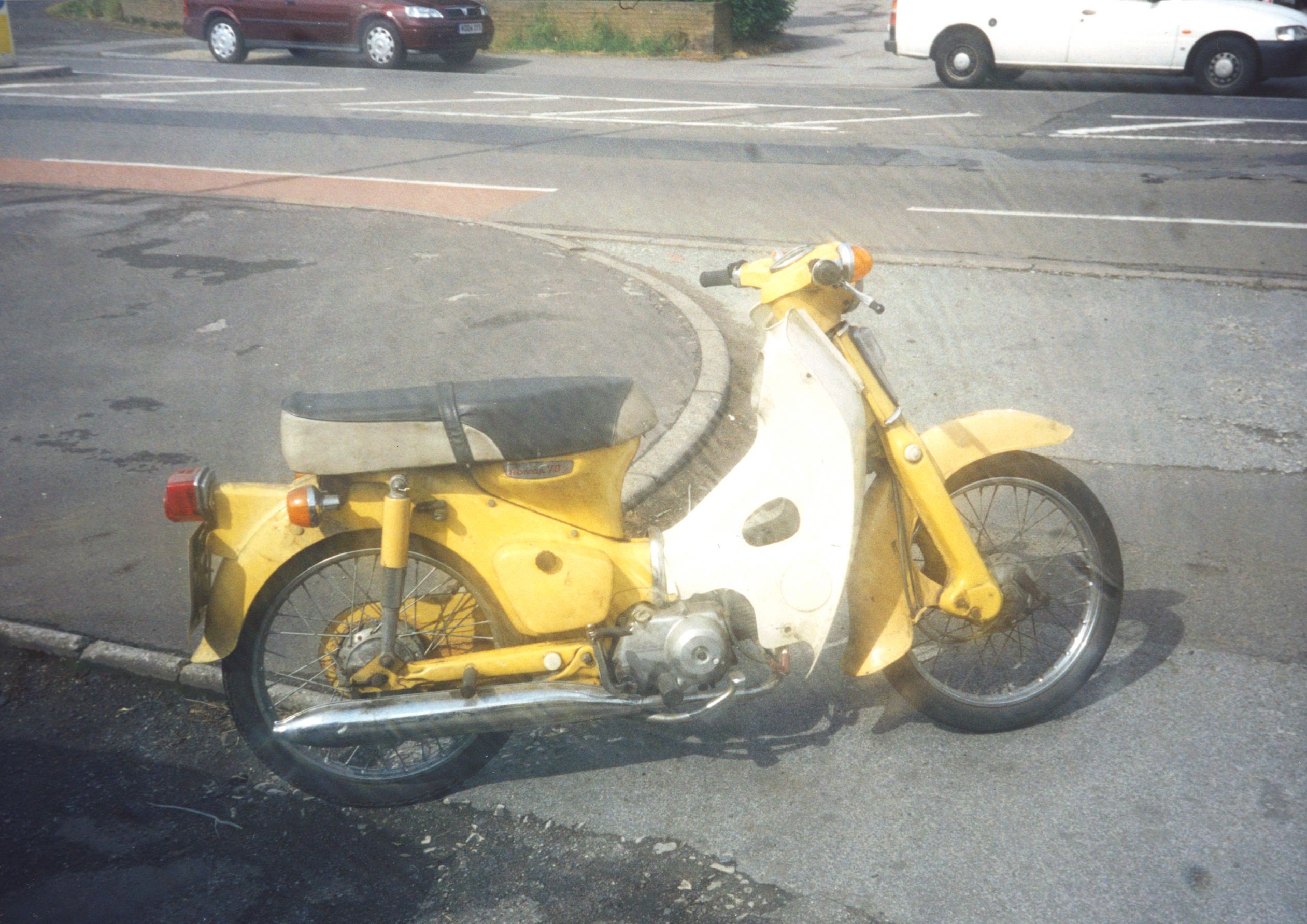 Bonhams Cars : 1976 Honda Cub 70 Frame no. C70E-422870 Engine no. C70-D ...