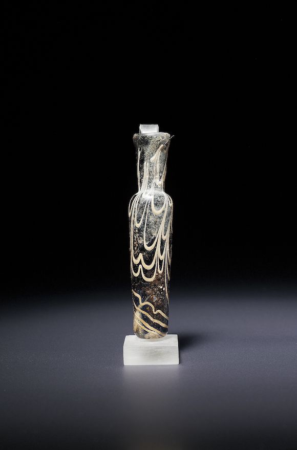 Bonhams : An early Islamic glass Bottle Egypt or Syria, 7th-8th Century