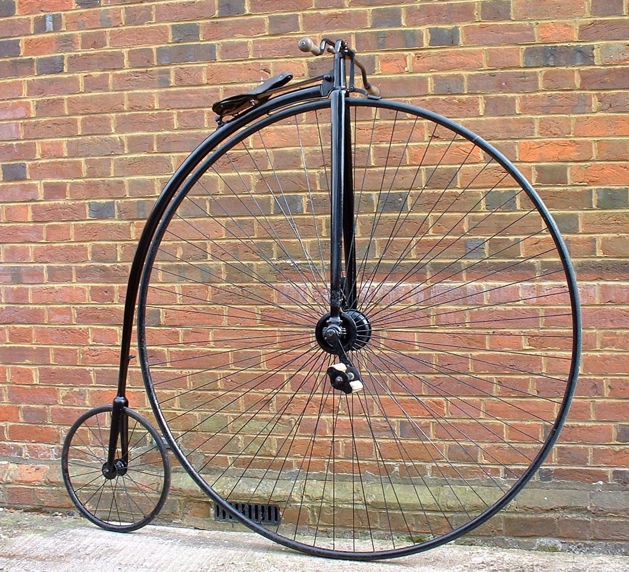 Bonhams Cars : A 52 inch Ordinary Bicycle, British, 1880s,