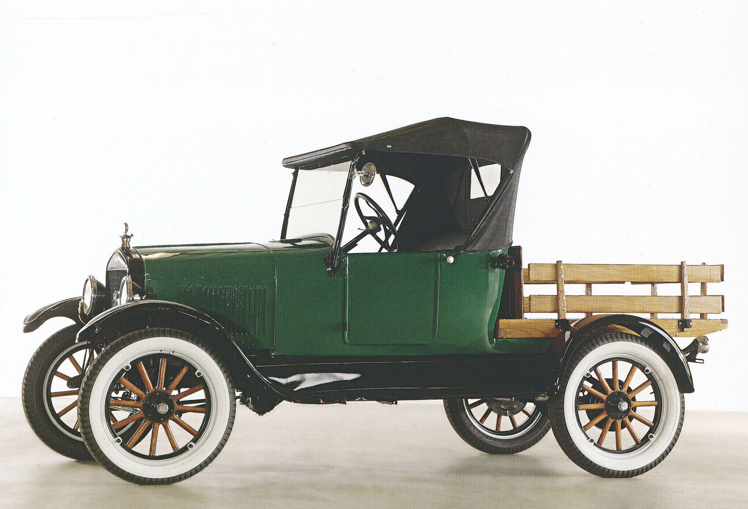 1927 Ford Model T Roadster Pickup Engine no. 15153401 - auctions ...