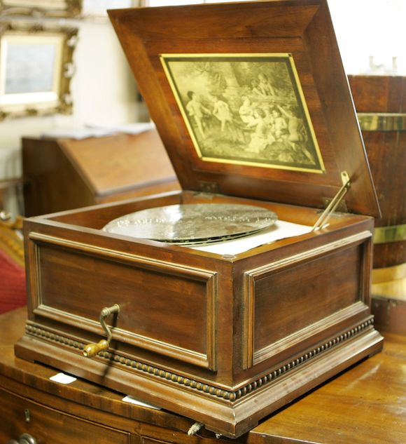 Bonhams : A 20th Century walnut cased Polyphon,