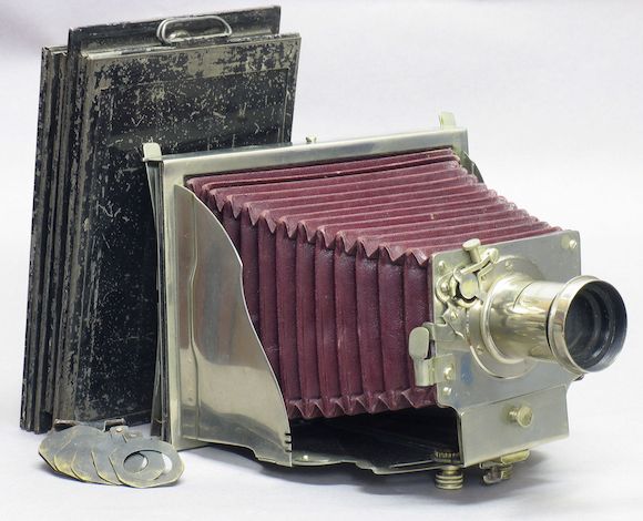 Bonhams : H. Mader's Patent "Invincible" Hand camera Scarce and unusual ...