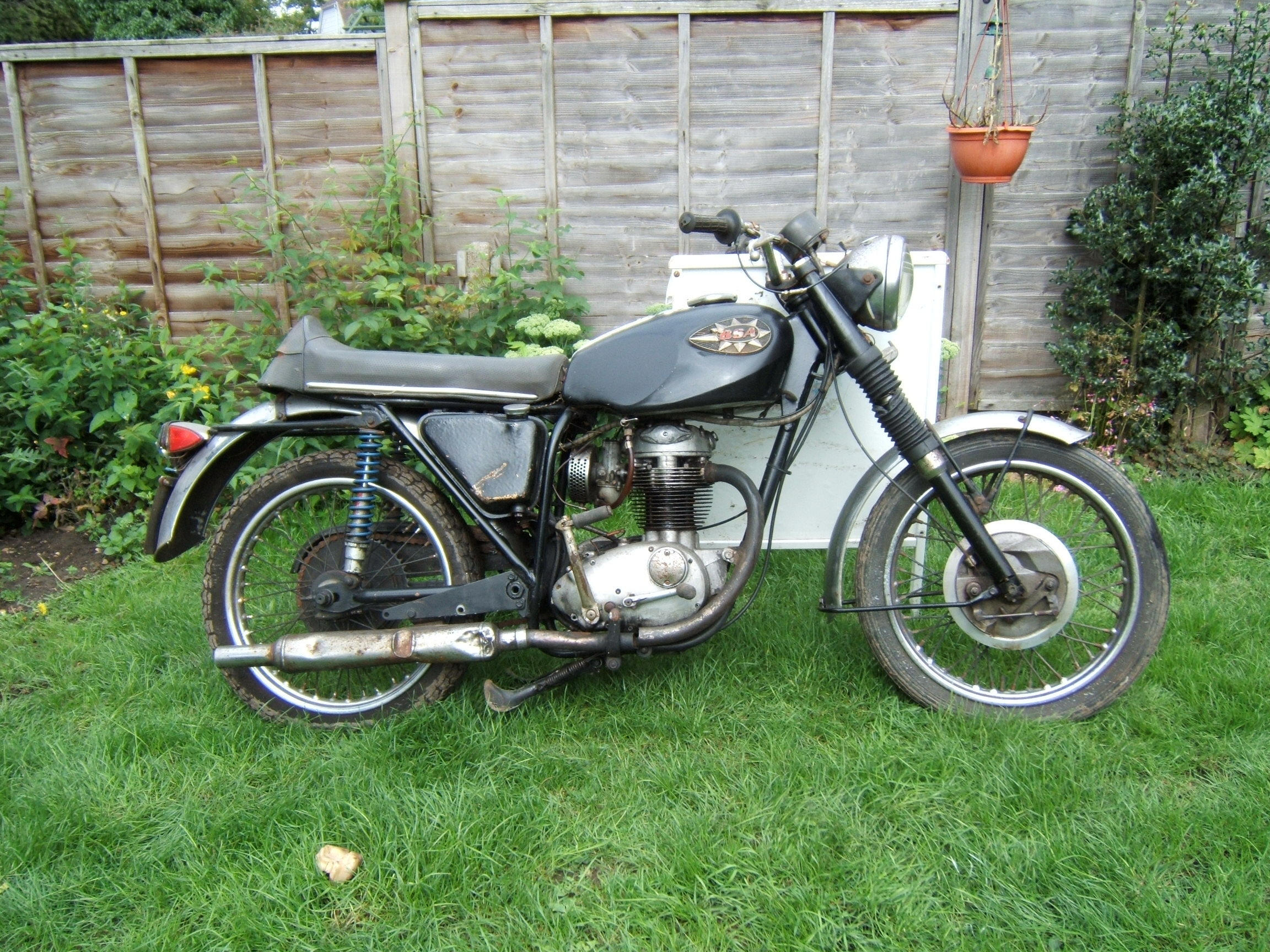 Bonhams Cars : 1970 BSA 440cc B44SS Frame no. ND02479 Engine no. ND02479