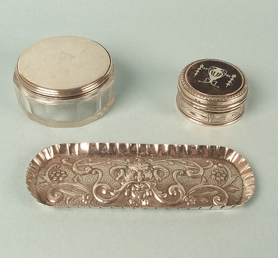 Bonhams : A silver and tortoiseshell dressing table box marks indistinct,