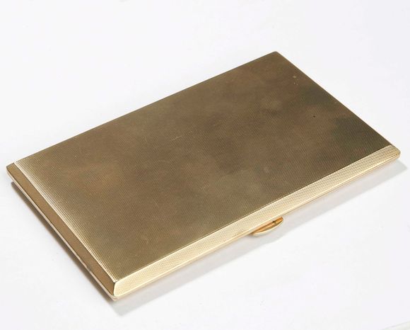 Bonhams : A 9ct gold cigarette case