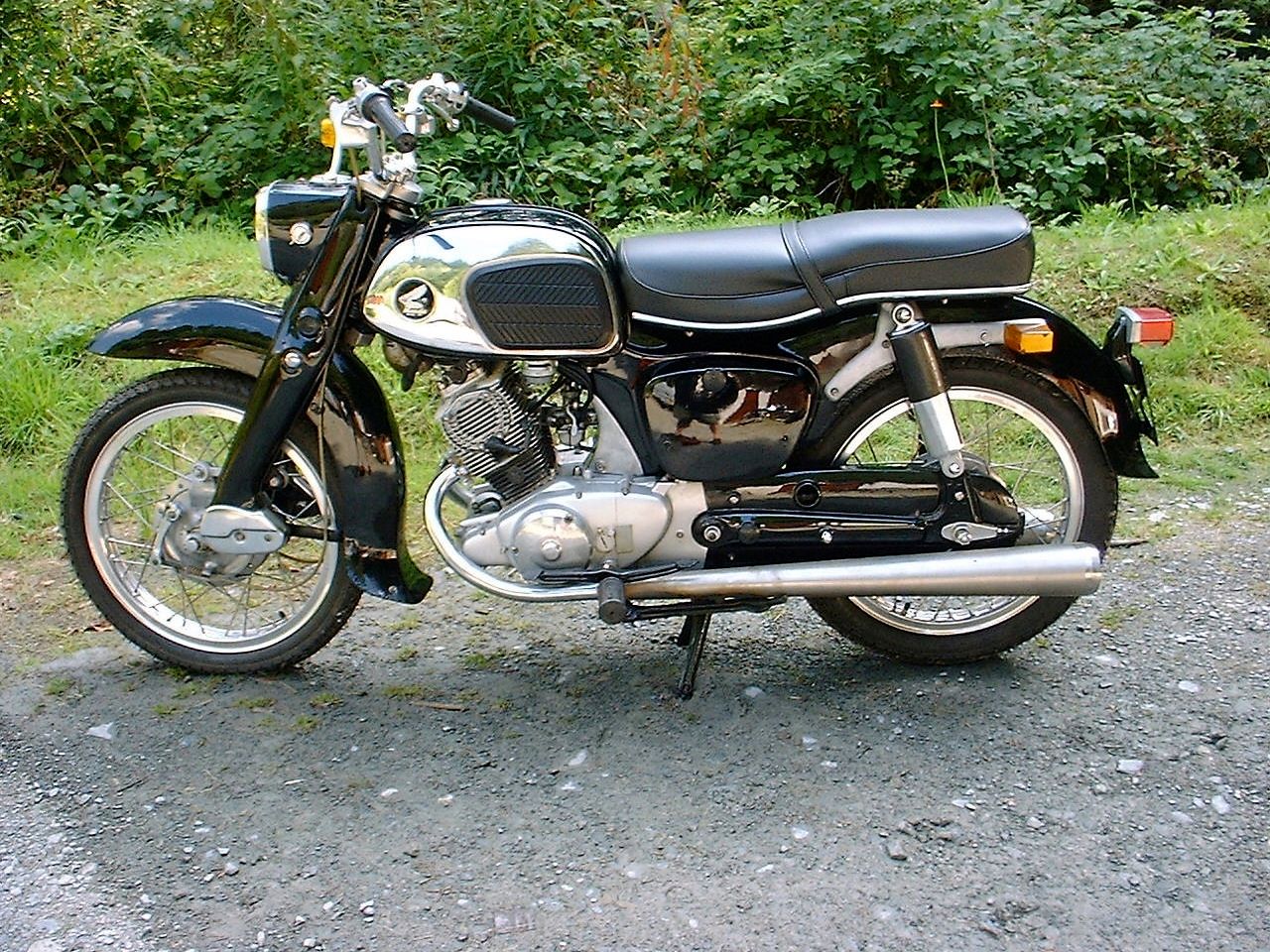Bonhams Cars : 1964 Honda 125cc CB92 Benly Frame no. 1002968 Engine no ...