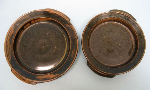 Bonhams : Two graduated Ray Finch dishes 20th Century,