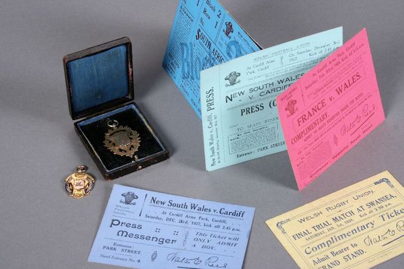 Bonhams : Rhondda Football League medal and 1904 Glamorgan medal,