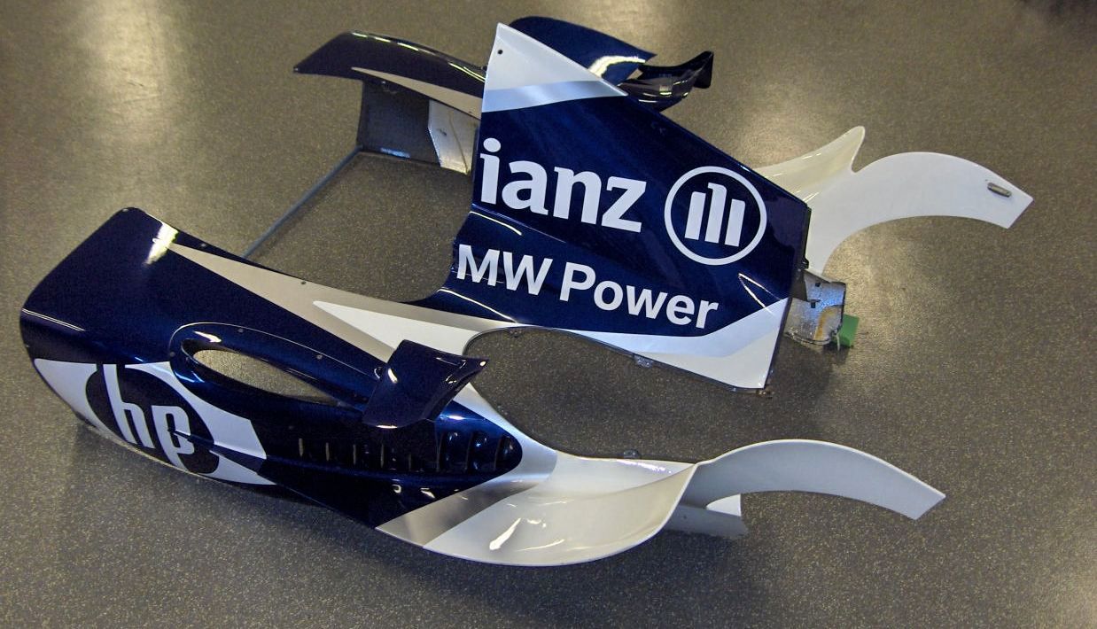 Bonhams Cars : A 2004 Williams-BMW FW26 engine deck,