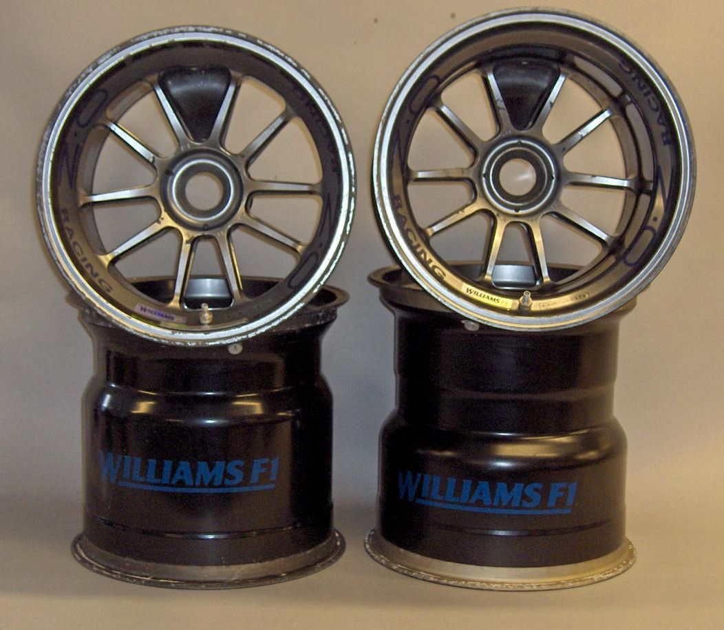Bonhams Cars : A set of 2004 Williams-BMW FW26 wheel rims,