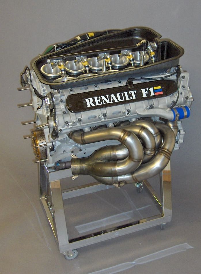 Bonhams Cars : A Renault RS8 display engine,