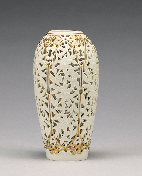 Bonhams : A Grainger Worcester reticulated vase, circa 1890,