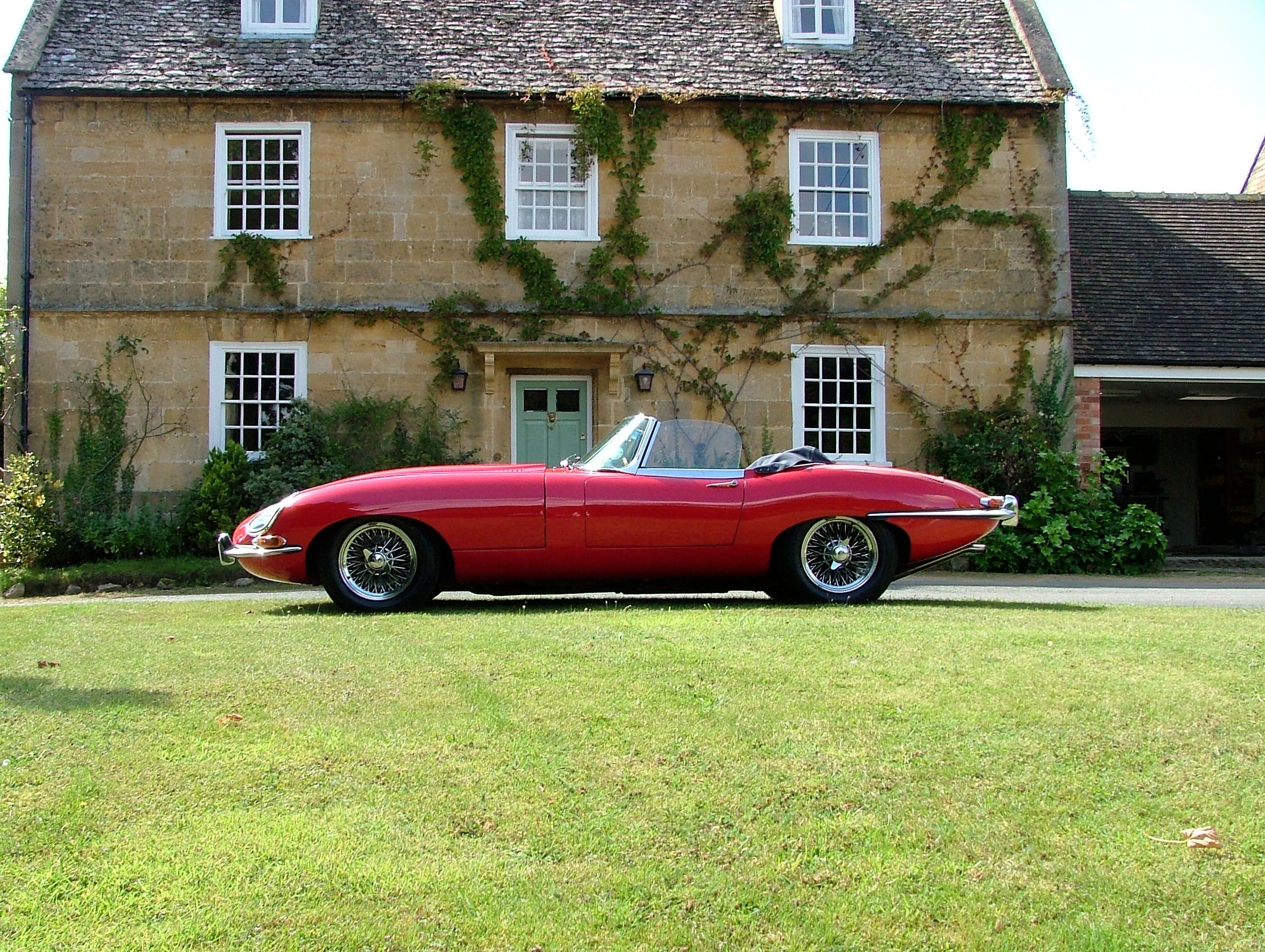 Bonhams Cars : 1962 Jaguar E-Type 3.8-Litre Series 1 Roadster Chassis no. 877550 Engine no. 621529