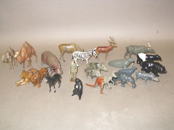Bonhams : Britains Zoo Animals, with standing keeper 21
