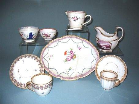 Bonhams : A small group of English teaware 18th and 19th Century,