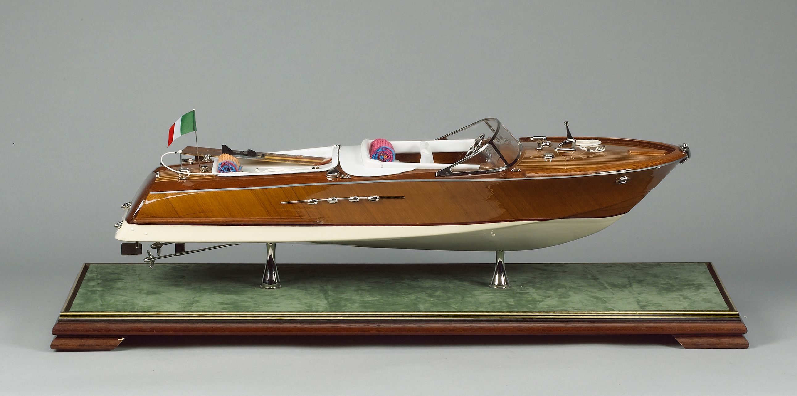 A Modern cased model of HMS "Havock" 1893 the first Torpedo Boat ...