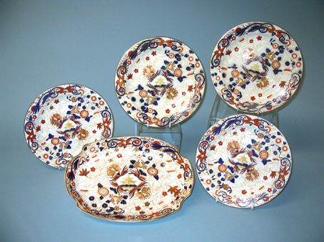 Bonhams : Five pieces of Wedgwood dessert ware mid 19th Century,