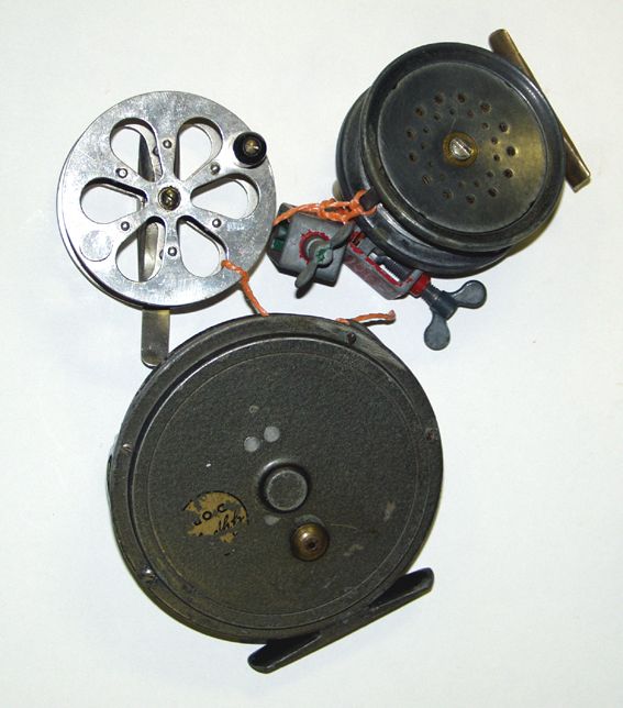 Bonhams : An American nickel plated side mounting skeleton reel 3in