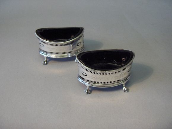 Bonhams : A pair of Victorian salts by Robert Garrod, london 1875,