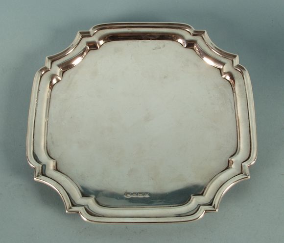 Bonhams : A salver Alexander Clark & Co Ltd, Birmingham 1932,