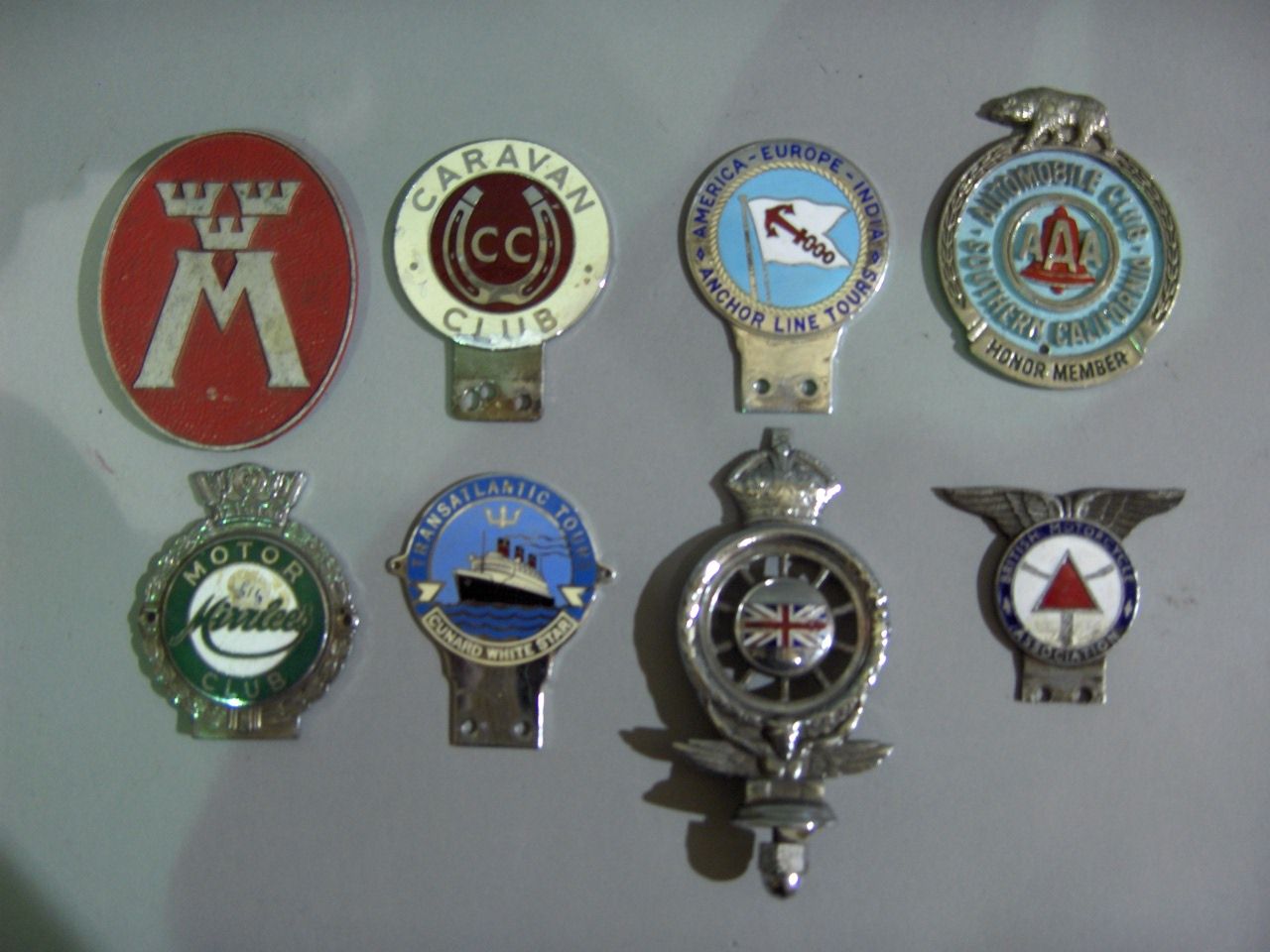 Bonhams Cars : A good lot of international car badges,