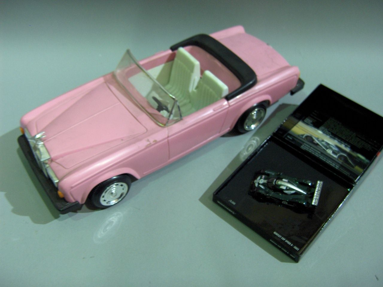Bonhams Cars : A Bentley EXP Speed 8, 2002, Le Mans 1:43 scale model by ...