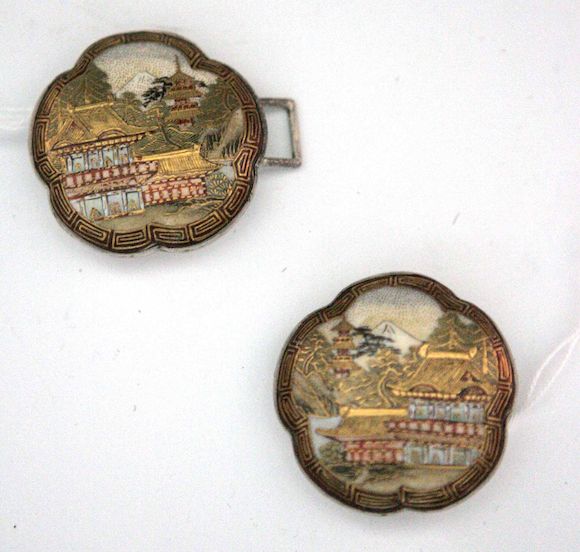 Bonhams : A Satsuma buckle Meiji
