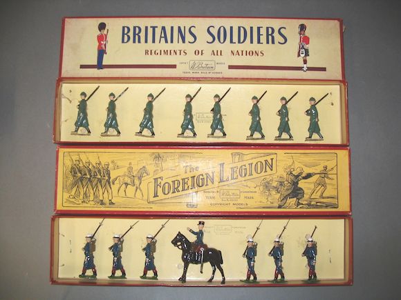 Bonhams : Britains set 1435, Italian Infantry, and set 1711 15