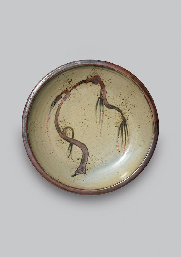 Bonhams : David Leach a large Dish with 'Willow' design Diameter 38.6cm ...