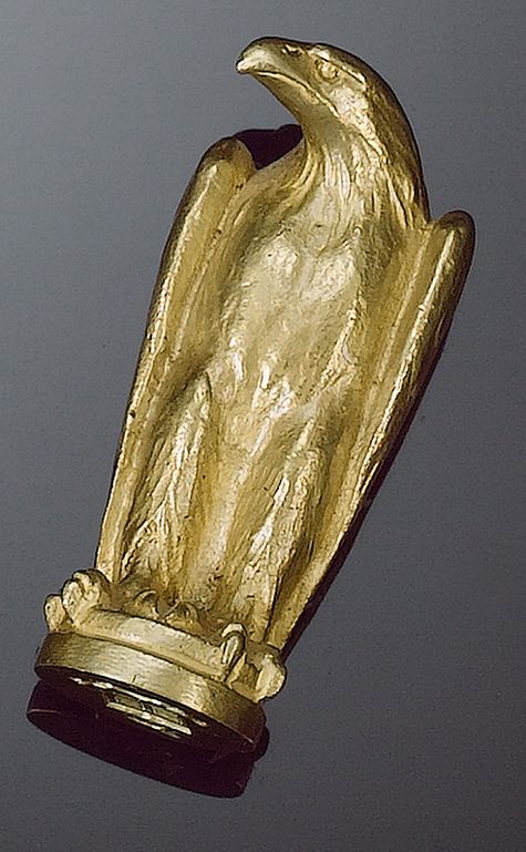 Bonhams : A bronze eagle table seal, bearing the signature Le Roy,