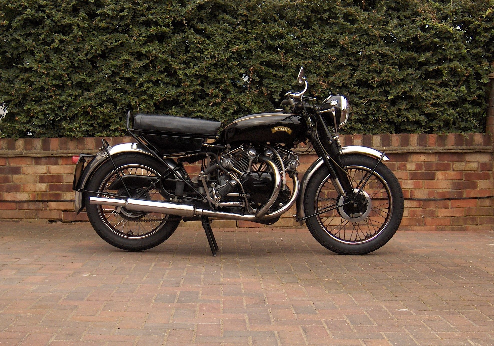 Bonhams Cars : 1955 Vincent 998cc Rapide Series D Frame no. D12634 ...