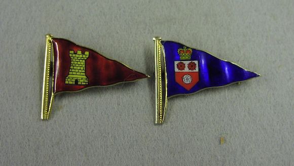 Bonhams : A 9ct gold and enamel sailing club burgee brooch 2