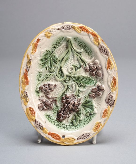 Bonhams : A miniature Pratt Ware dish circa 1800,