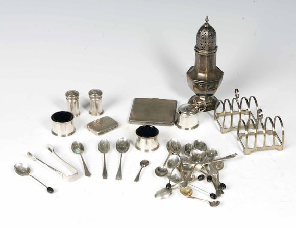 Bonhams : A collection of Silver