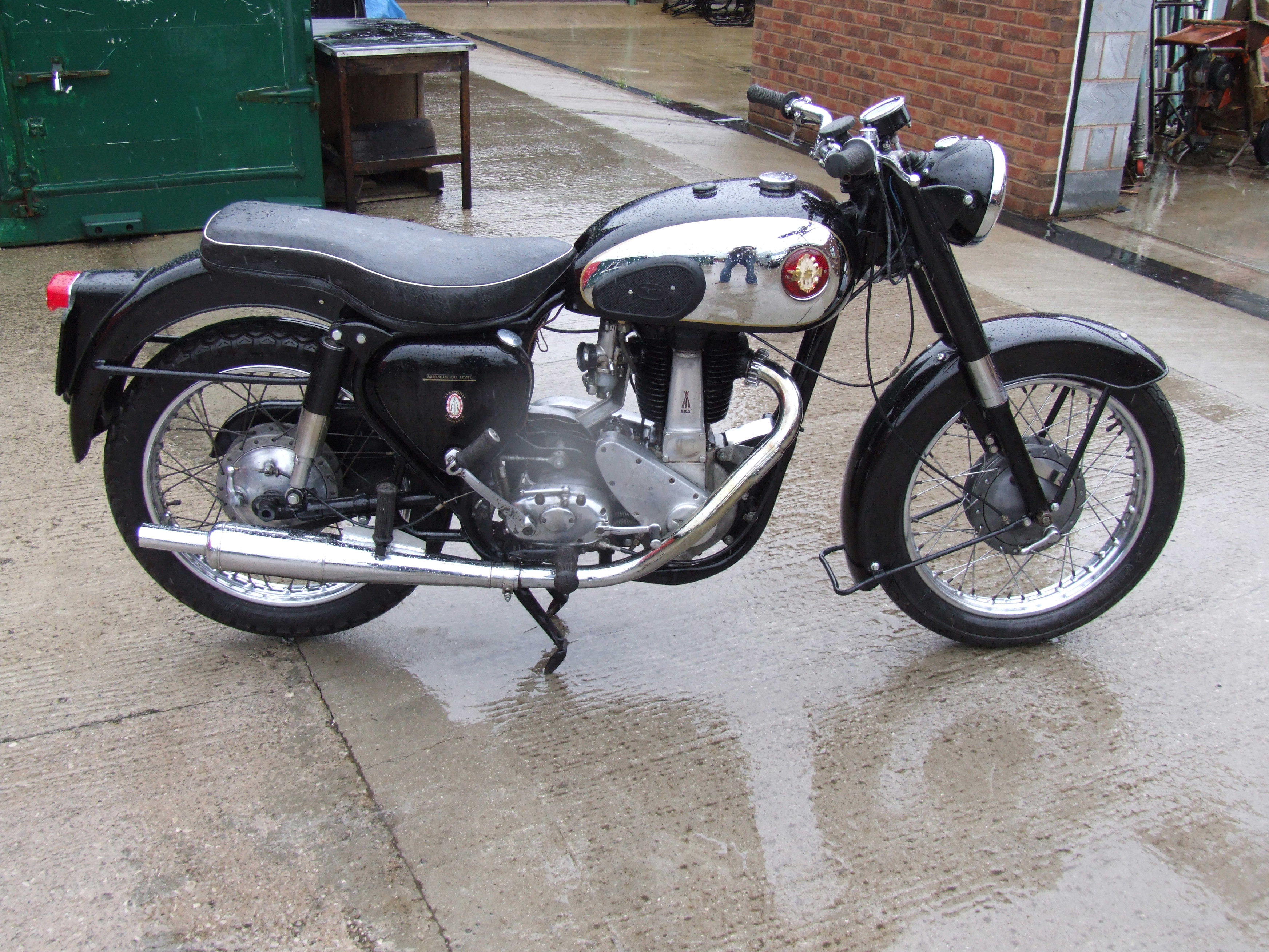 1947 BSA 499cc B33 Frame no. B31 9559 Engine no. XB33 815 - auctions ...