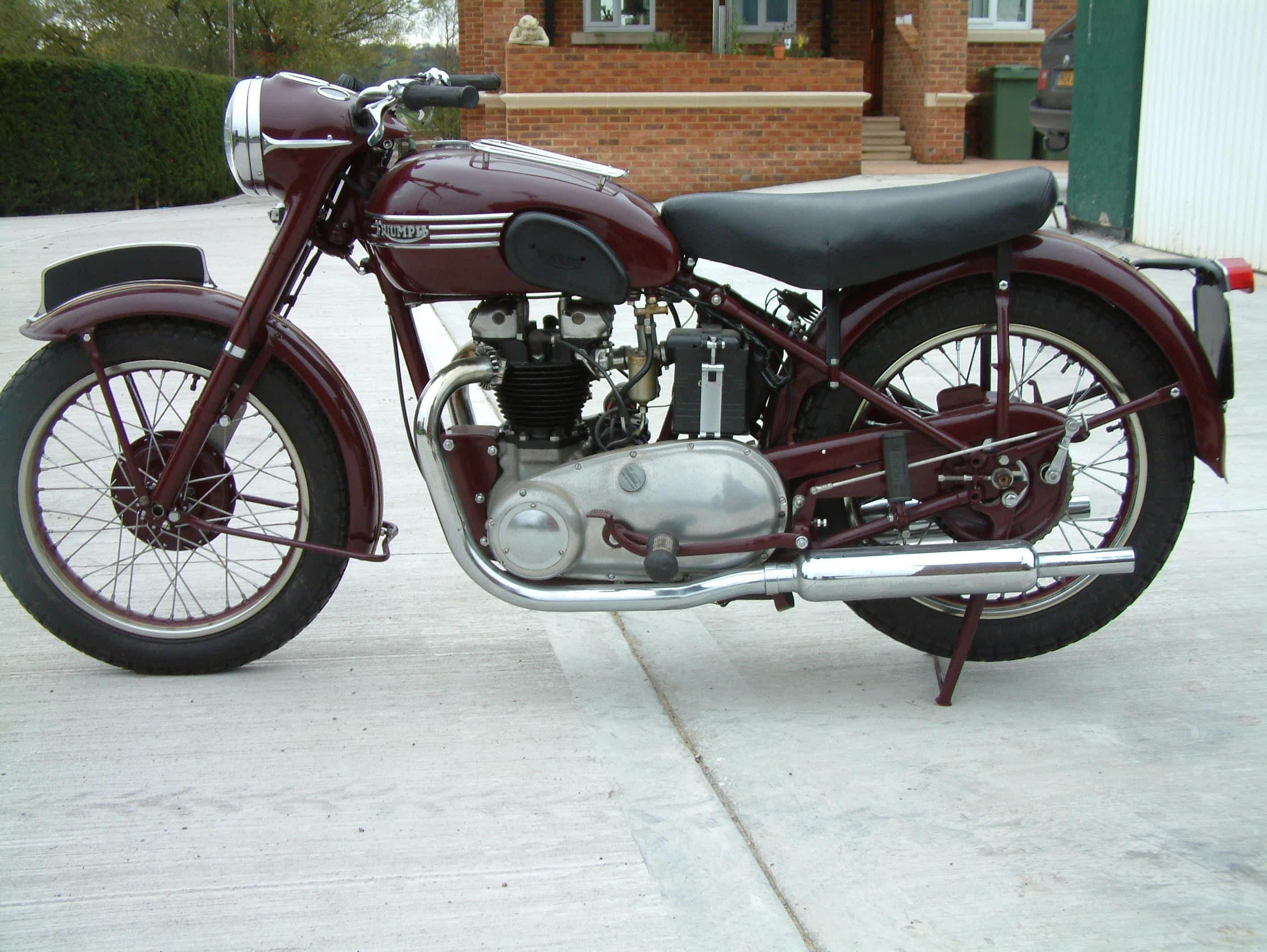 Bonhams Cars : c.1953 Triumph 498cc Speed Twin Frame no. 43315 Engine ...