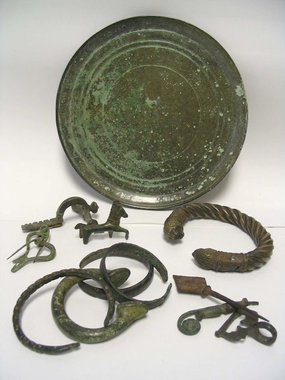 Bonhams : A miscellaneous group of bronze items a lot