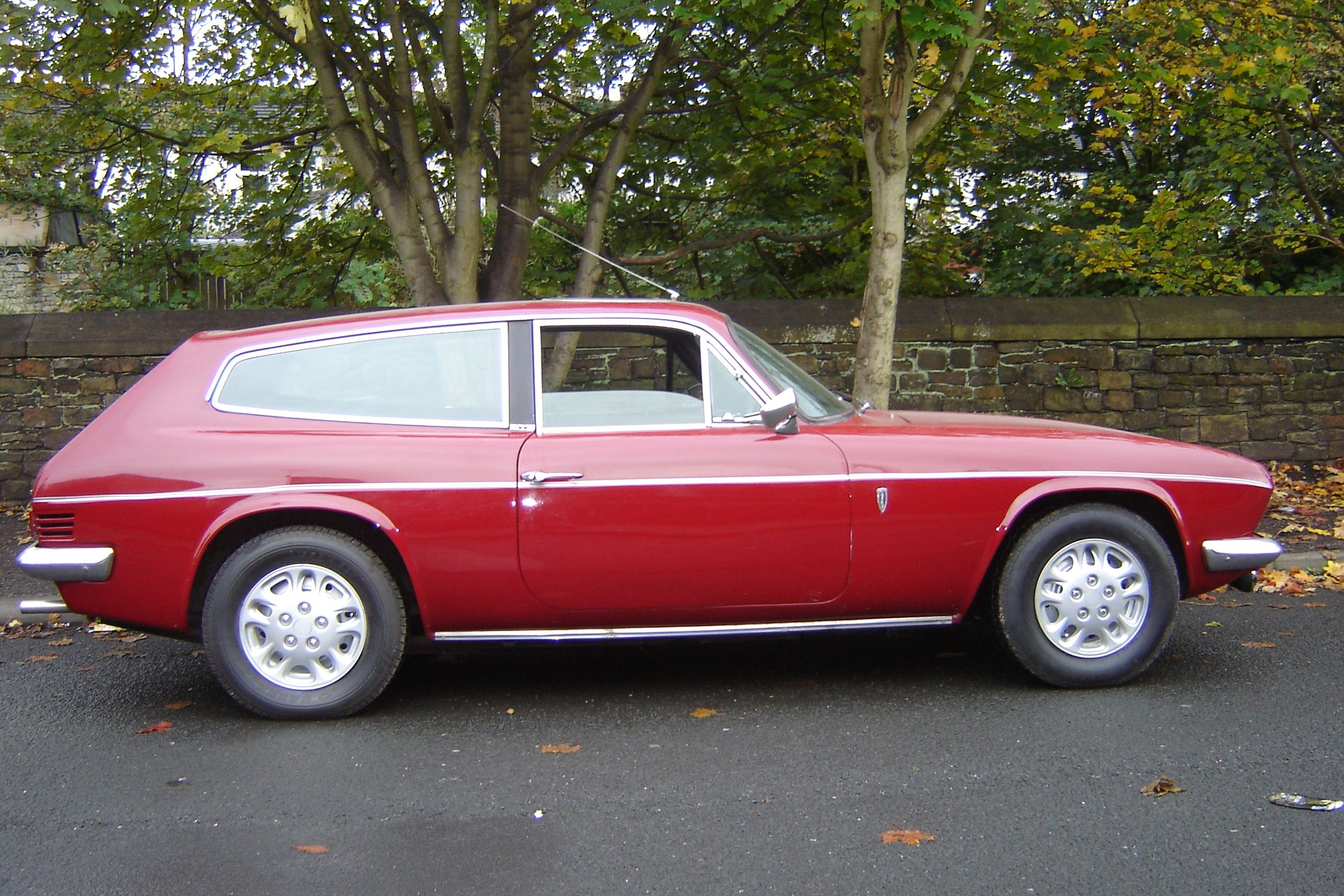 Bonhams Cars : 1975 Reliant Scimitar GTE Sports Estate Chassis no ...