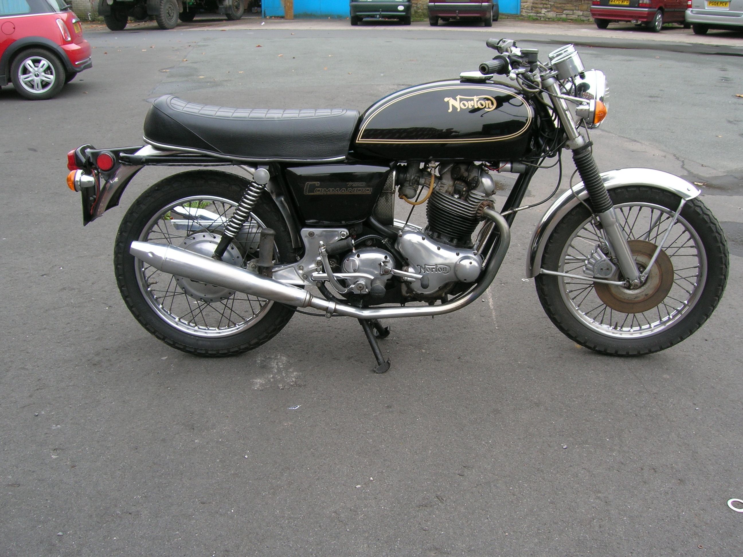 Bonhams Cars : 1975 Norton 745cc Commando Interstate Frame no. 202735 ...