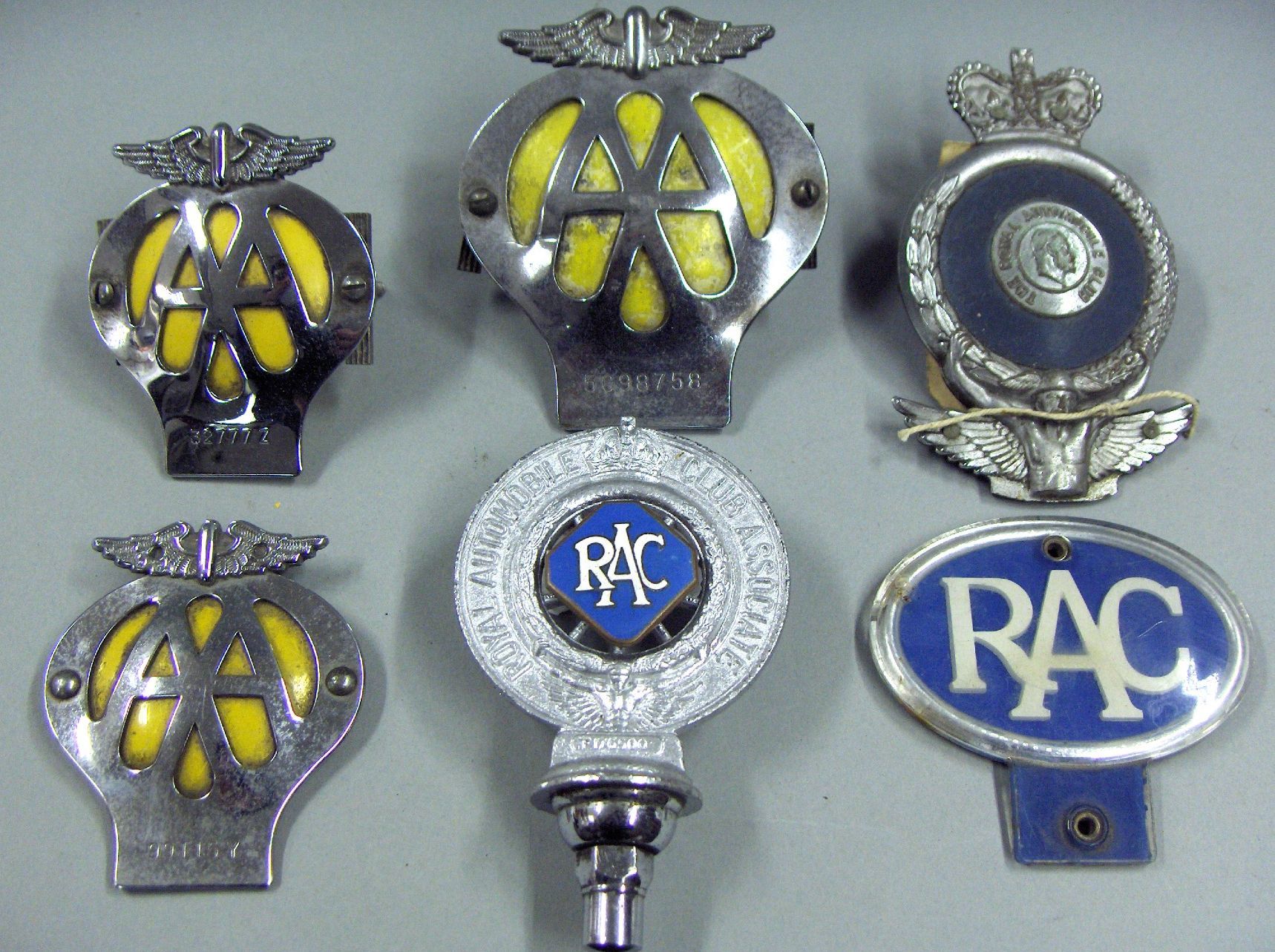 Bonhams Cars : A collection of AA and RAC club badges,