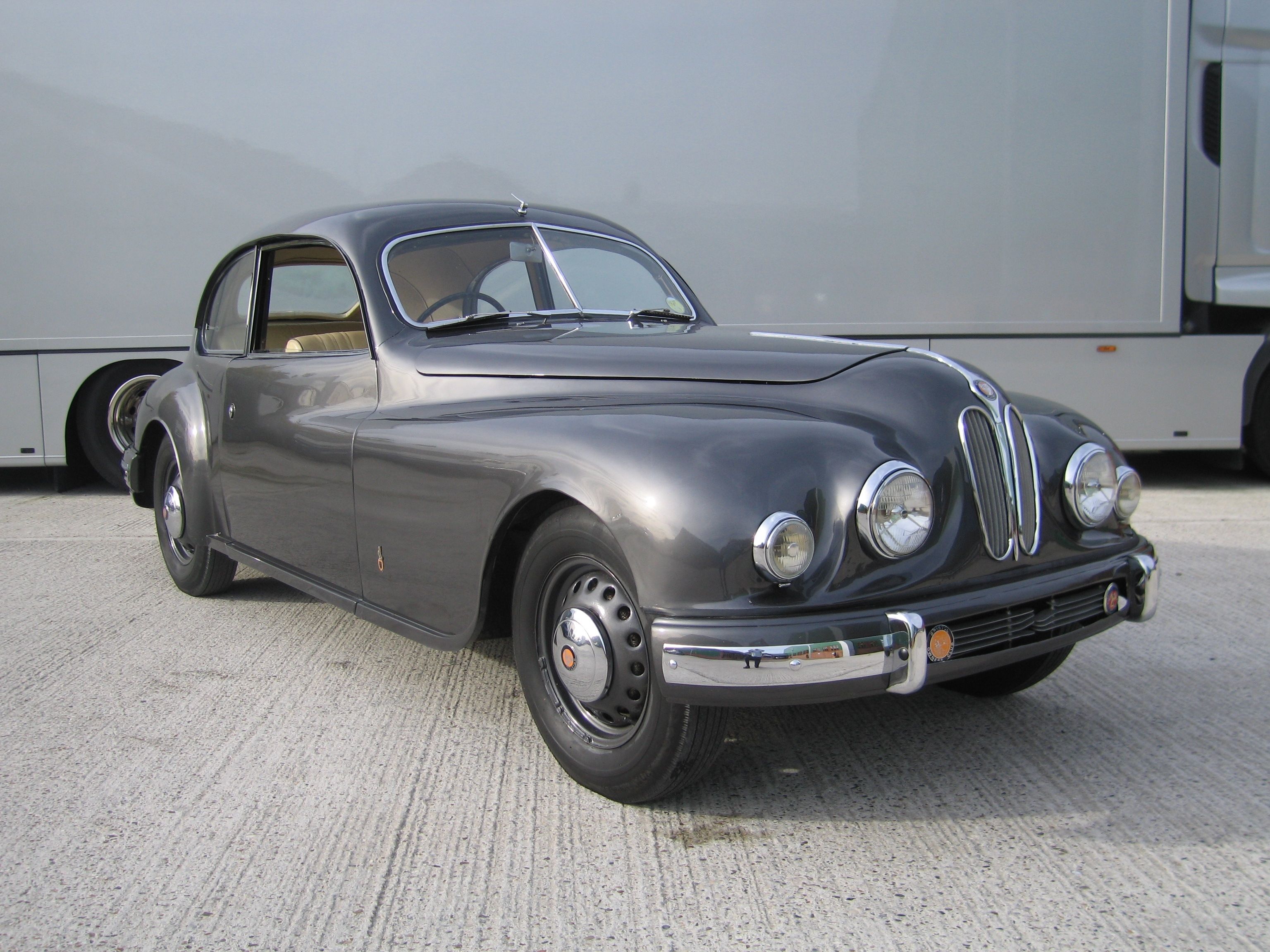 Bonhams Cars : 1950 Bristol 401 Saloon Chassis no. 673 Engine no. 85C/1524