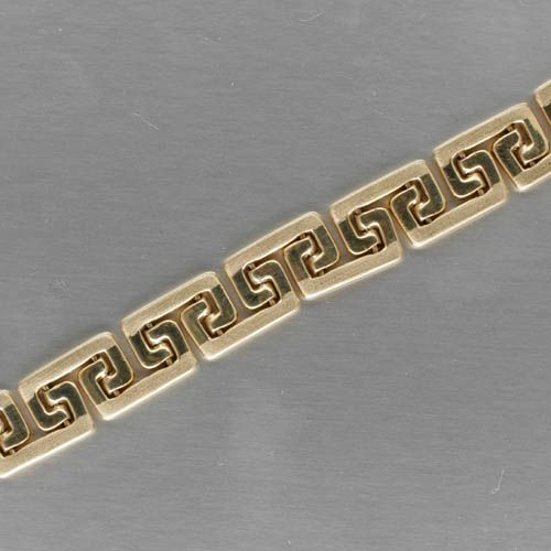 Bonhams : A Greek Key chain necklace