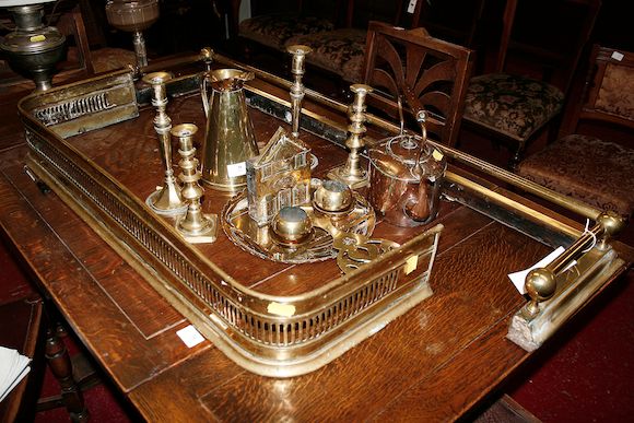 Bonhams : An assortment of copper and brassware