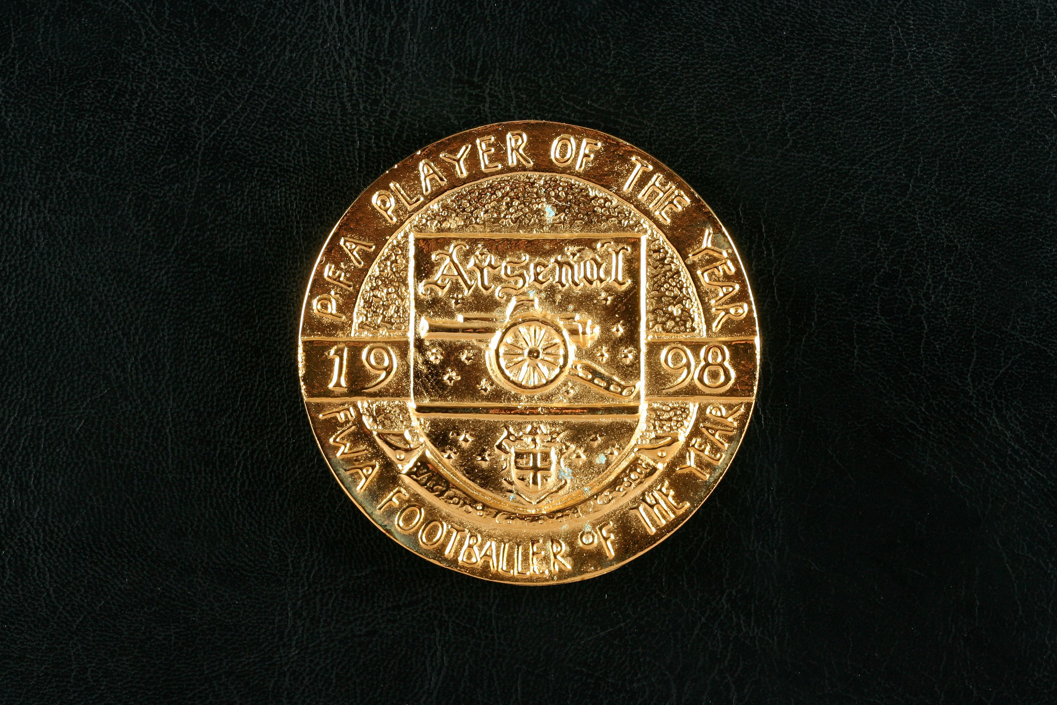 Ron Dutton - lots in our price database - LotSearch