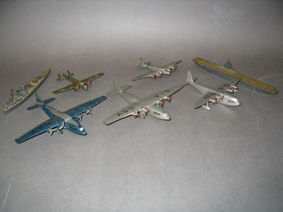 Bonhams : Dinky Aircraft, 7